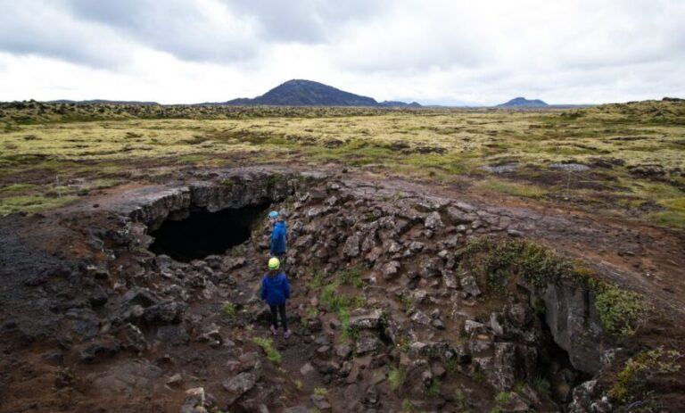 Leidarendi Cave: Lava Tunnel Caving from Reykjavik - Introduction to Leidarendi Cave Lava Tunnel Tour