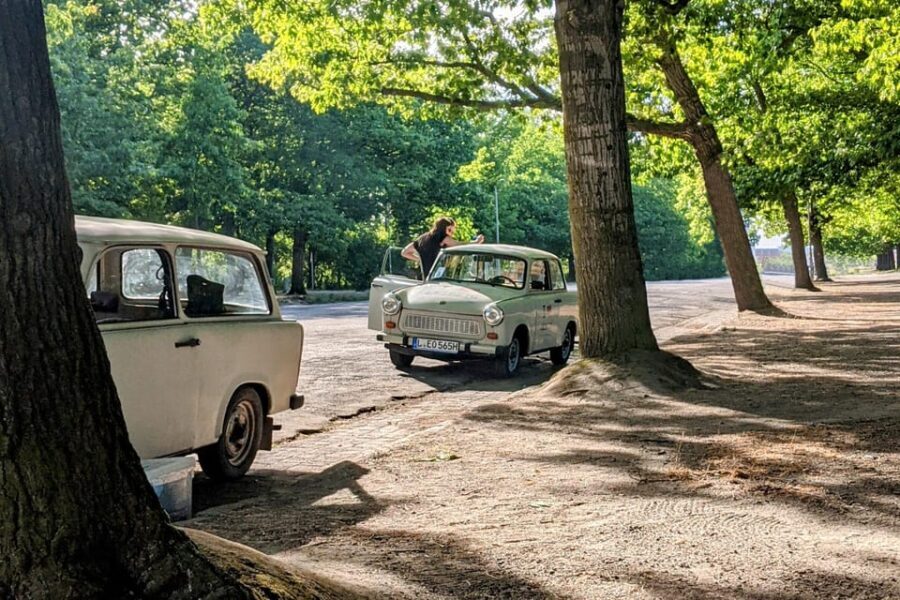 Leipzig: Trabant Rental for your very own tour - An Authentic, Nostalgic Ride Through Leipzig