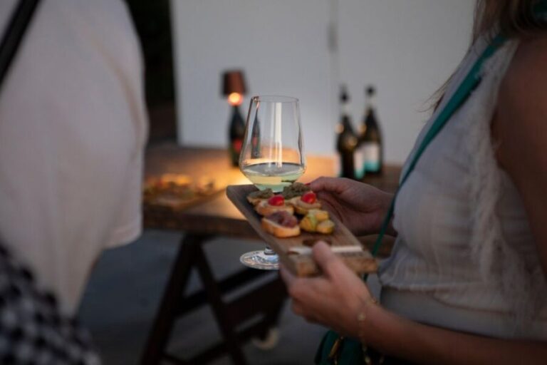 LIPARI WINERY - SUNSET WINE TASTING - An In-Depth Look at the Lipari Sunset Wine Tasting Experience
