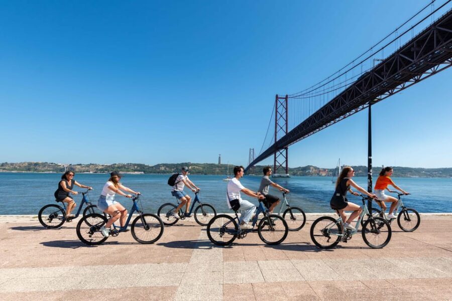 Lisbon Bike Tour: Langs de rivier van Belém naar Lissabon - What’s Included and What to Consider