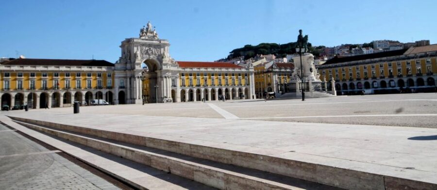 Lisbon Essentials 5H Tuk Tuk seightseeing Tour Free Pickup - The Value of This Tour