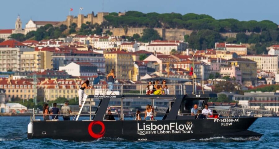 Lisbon: Exclusive Golden Hour Sunset Boat Cruise - What to Expect on the Itinerary