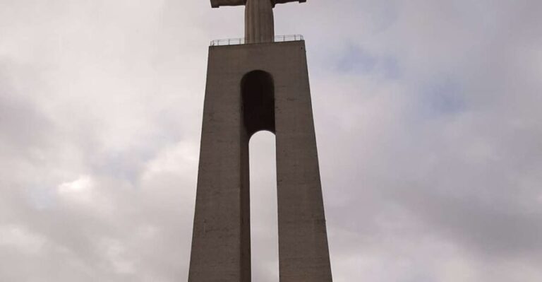 Lisbon: Private Tuk Tuk Tour Christ the King & Abril Bridge - The Practicalities & What to Expect