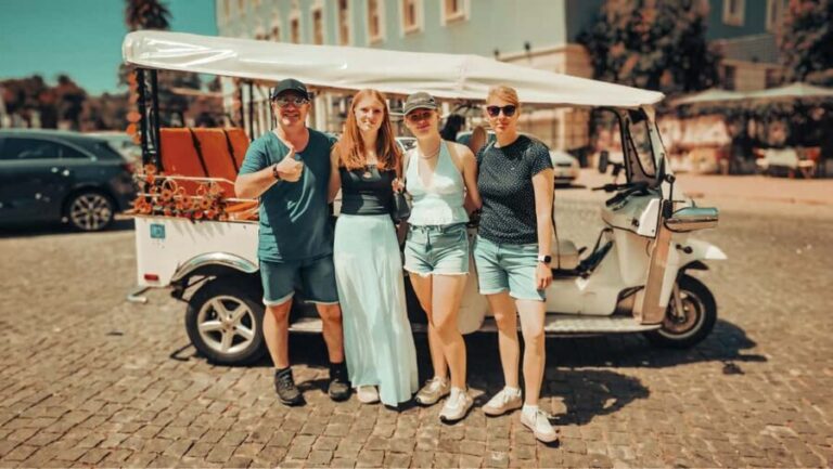 Lisbon: Private Tuk-Tuk Tour of Old Town & Scenic Viewpoints - What to Expect on the Tour