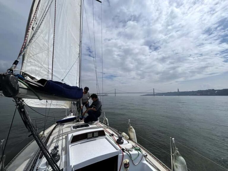 Lisbon: Sailboat Excursion - Who Is This Tour Perfect For?
