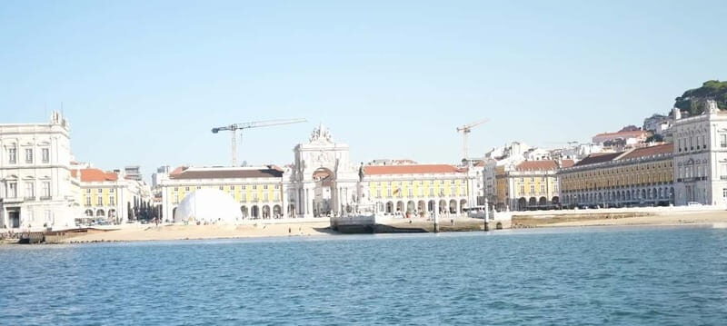 Lisbon Sunset Boat Tour Wine included - The Experience and Atmosphere