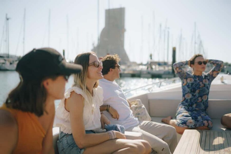 Lisbon Sunset Boat Tour with local Snacks & Drinks - The Journey: What to Expect from Start to Sunset