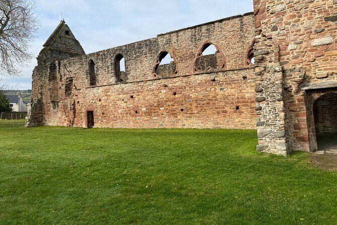 loch Ness, Inverness and Outlander Sites From Invergordon Port - A Full Breakdown of the Tour Experience