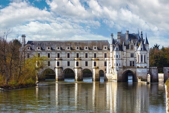 Loire 3 Best Castles with Wine Tasting Private trip from Paris - FAQ