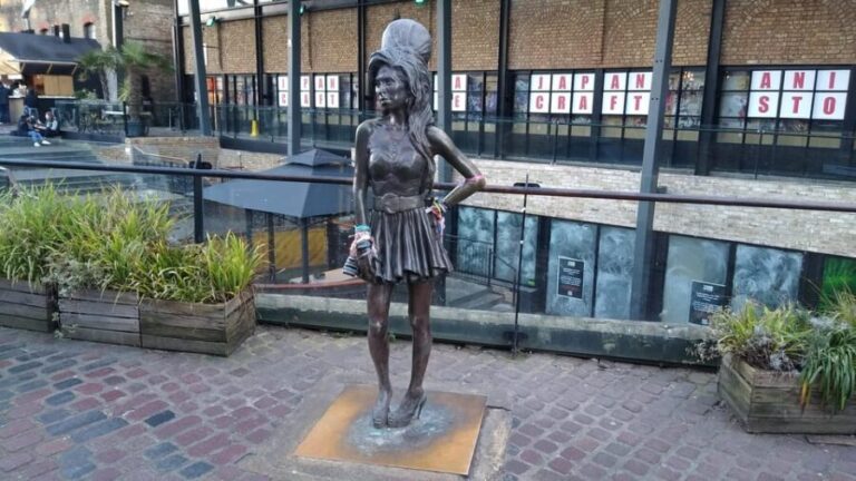 London: Camden Town Amy Winehouse Tour - The Camden Town Setting: Why It Matters