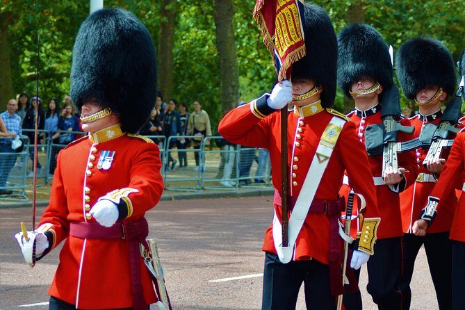 London in One Day: Small Group Walking Tour - See 30+ Sights - Admiralty Arch and Buckingham Palace Views