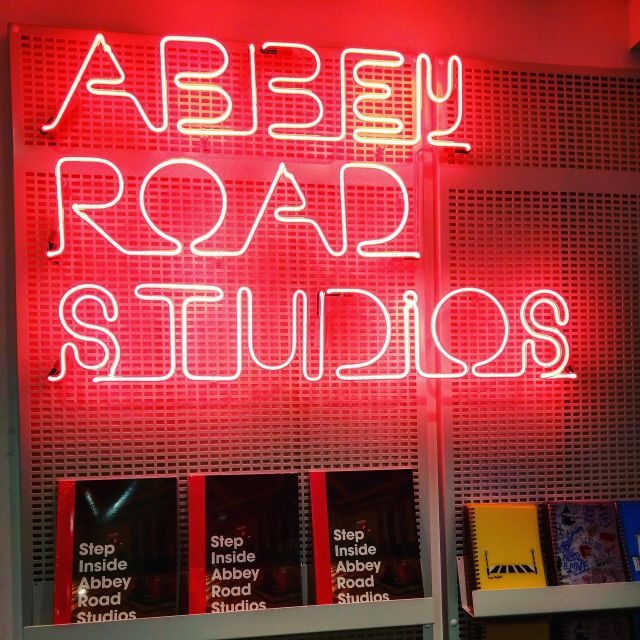 London: Private Beatles Taxi Tour - The Sum Up