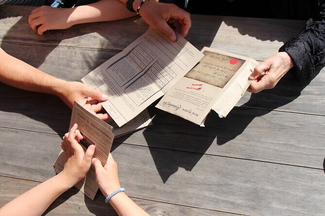 London Self-Guided Murder Mystery Tour by Trafalgar Square - A Closer Look at the Itinerary