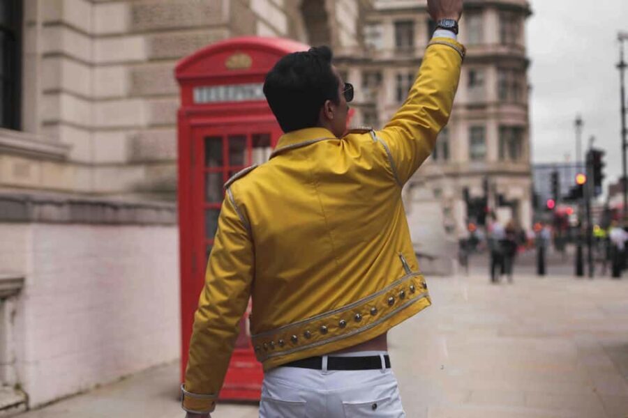 London: The Fun Tour with Live Theatre and Comedy - A Closer Look at the Experience