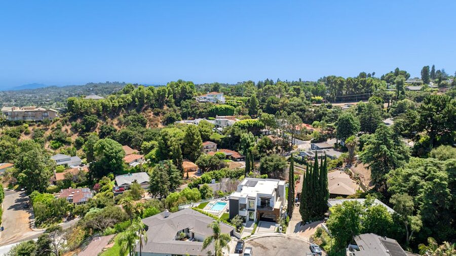 Aerial view of a luxurious LA residential neighborhood