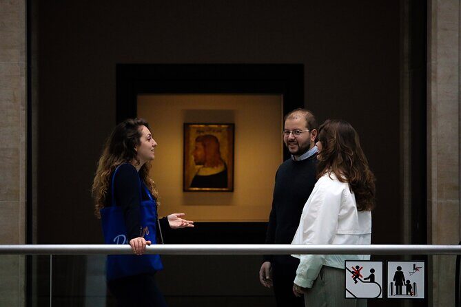 Louvre Late Opening Private Tour  Fewer Crowds & Highlights - Key Points