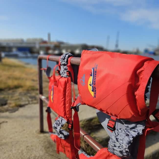 Lübeck's old town by canoe: explore and circumnavigate on your own - Authentic Feedback from Participants
