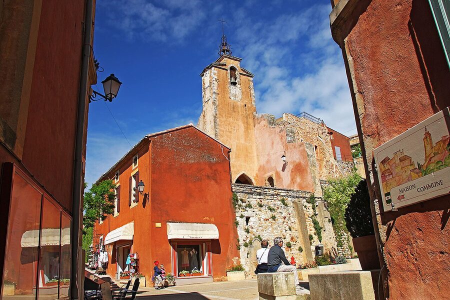 Roussillon village ochre buildings