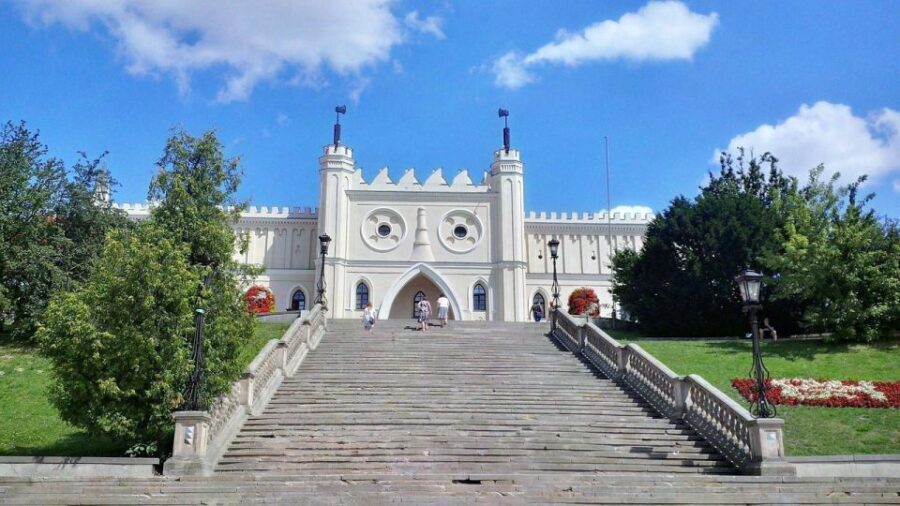 Lublin Old Town Highlights Private Walking Tour - Architecture That Tells a Story