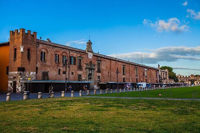 Lucca and Pisa Day Tour from Rome - Continuing to Pisa