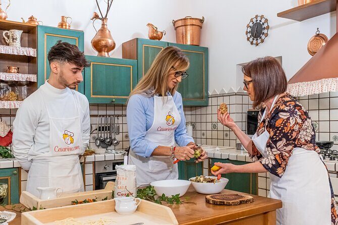 Lucca Walking Tour & Traditional Cooking Class with Wine - Who Is This Tour Best For?