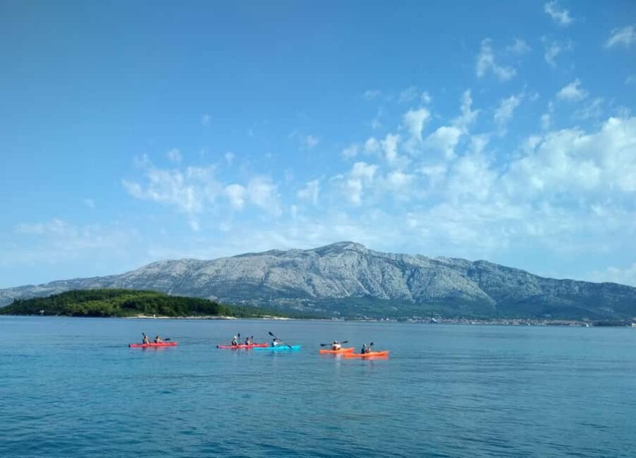 Lumbarda - Sunset Kayak Tour with a Picnic - Wine and Sweets - What to Expect on the Tour