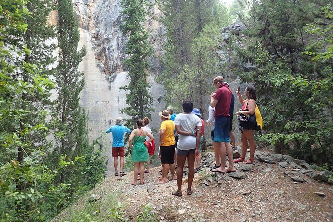 Lumbarda-Sunset Kayaking Experience with picnic: Wine and Sweets - Why This Tour Works Well