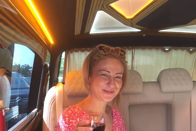 Luxury Maybaych Van stanbul Airport Meet Transfer - Why Choose This Transfer?