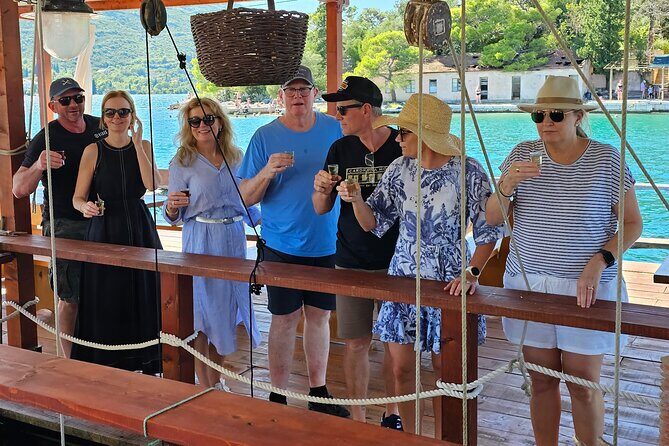 Luxury Wine and Oyster tasting - Transportation and Practical Details