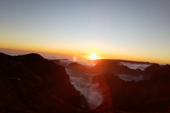 Madeira Sunset in Pico do Arieiro and Optional Stairway to Heaven - The Viewpoints: Stairway to Heaven, Ninho da Manta, and More