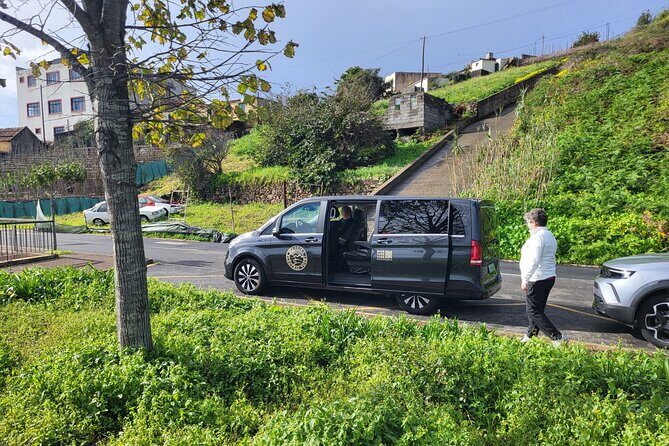Madeira West side: Cabo Girão, Seixal & more Full Day Tour - The Transport: Small Group & Electric Vehicle