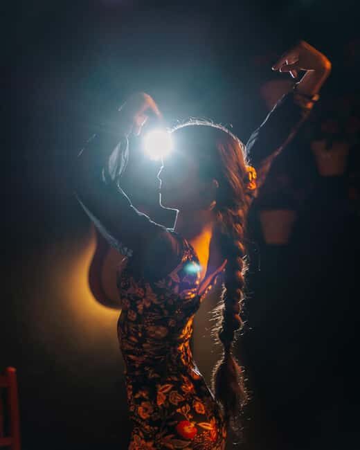 Madrid: Flamenco Show at Tablao La Manuela - Location and Atmosphere