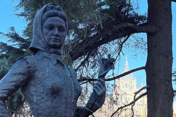 Madrid Royal Palace and Almudena Cathedral Guided Tour - The Value of This Tour