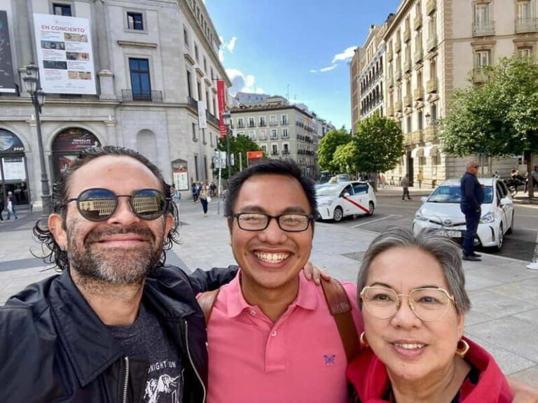 Madrid: Small Group Tour with Tapas & Drinks - Why This Tour Offers Great Value