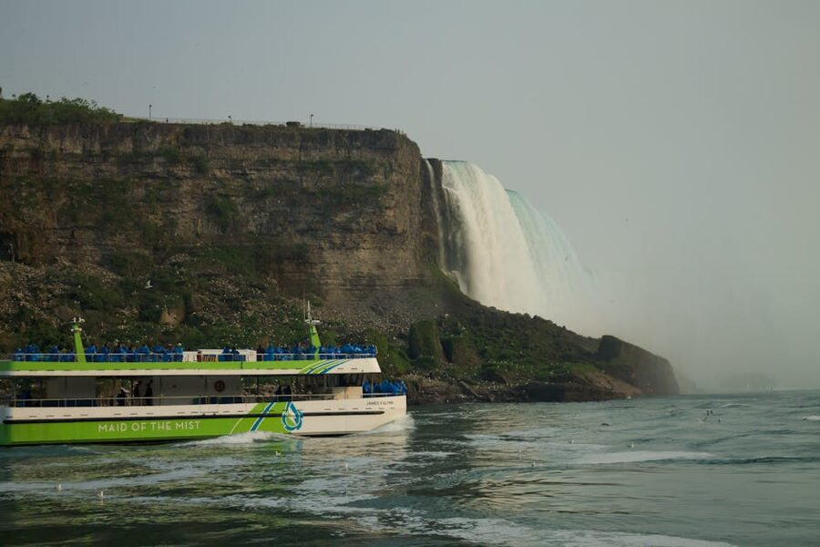 Maid of the Mist ship approaching Niagara Falls plunge pool