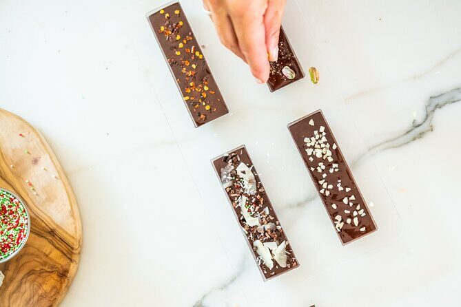 Make Your own Amazing Chocolate in Notting Hill - The Guide and Atmosphere