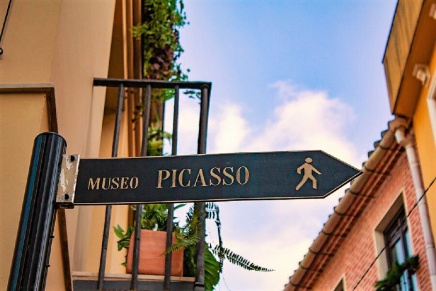 Malaga: History of Picasso Guided Walking Tour - The Itinerary and Highlights