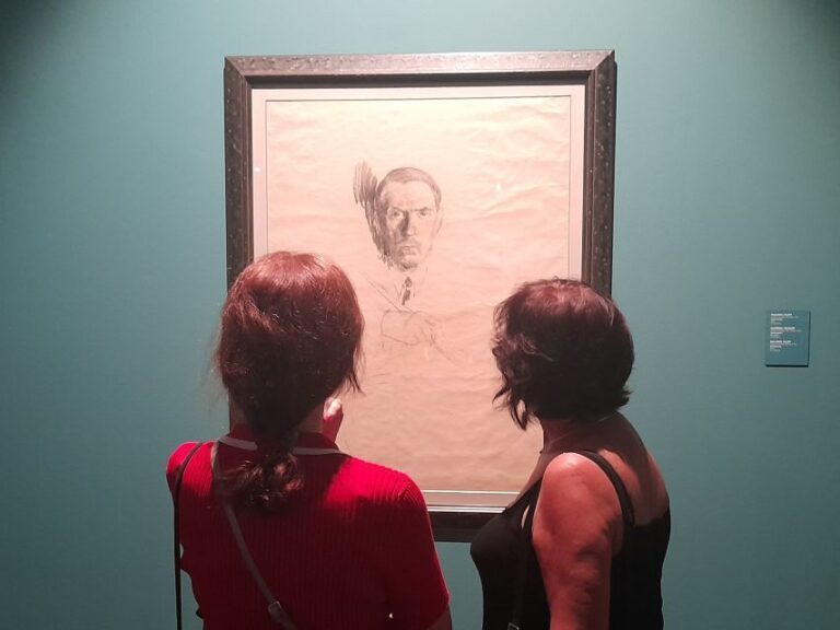 Málaga: MEET and Russian Museum Entry - Who Will Benefit Most From This Tour?