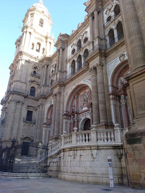 Malaga: Old Tour Walking Tour w/Cathedral & Picasso Museum - Authentic Insights from Reviews