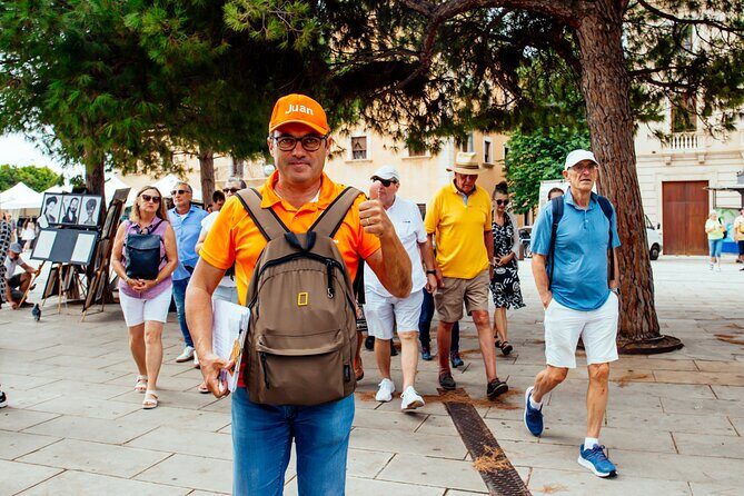 Mallorca Old Town Walking Tour with Cathedral Skip The Line Tour - Inside the Cathedral: What You Can Expect