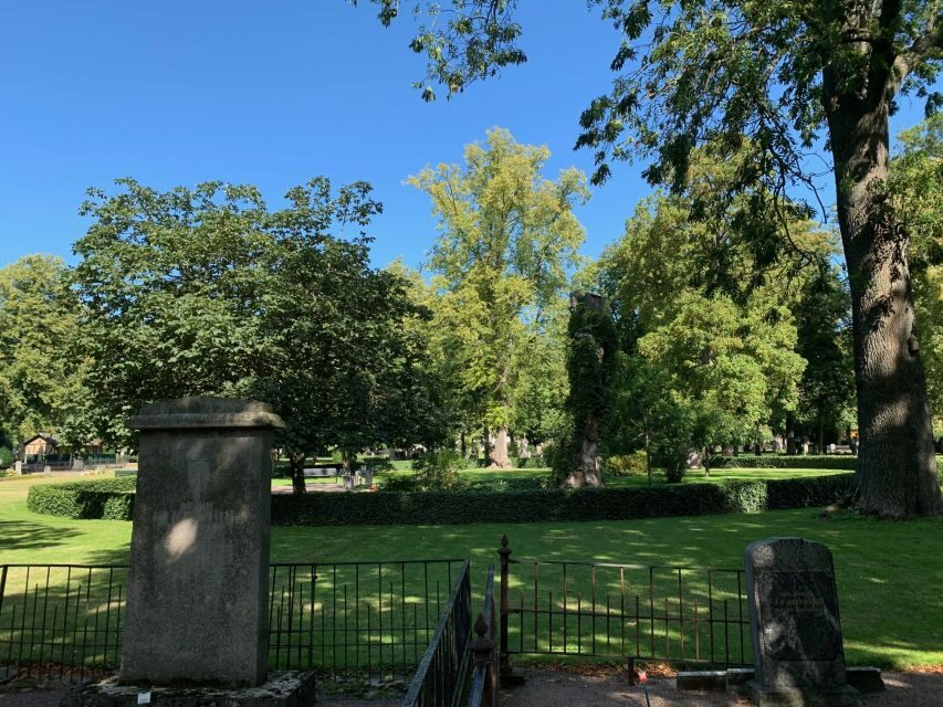 Malmö: 3-Hour Guided Walking Tour - Västra Hamnen and Malmö’s Modern Side