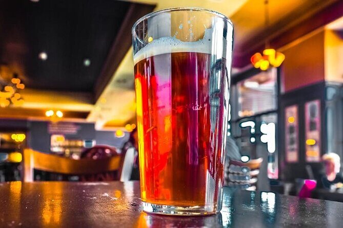 Manchester's Music Scene with a Local Host, Private + Custom - Authentic Experiences & Real Feedback