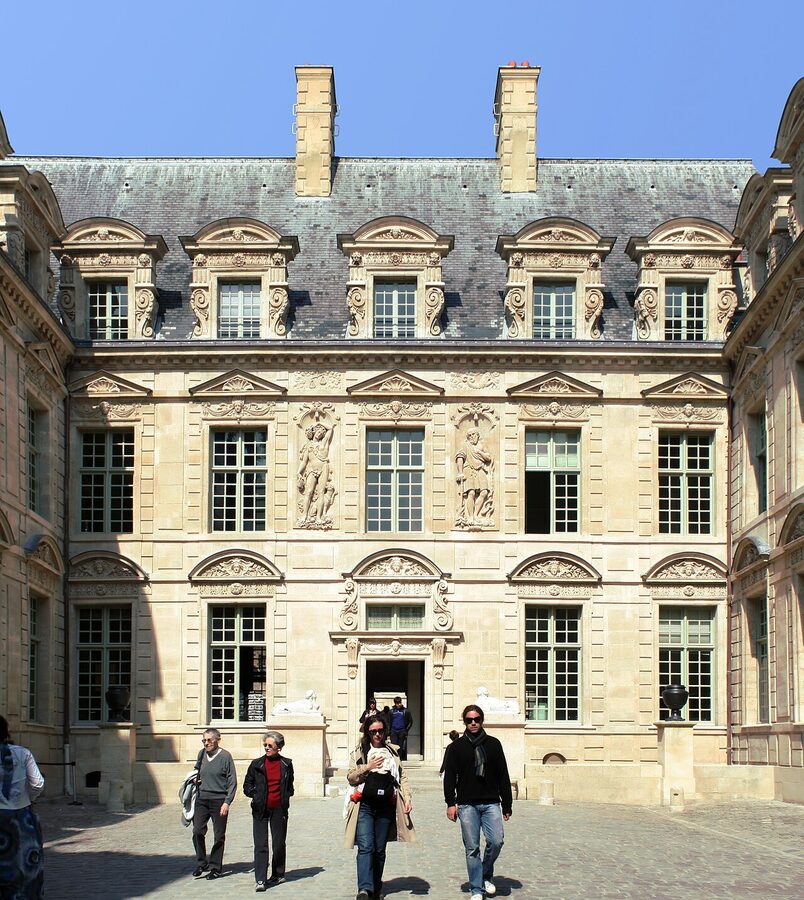 Hotel de Sully courtyard facade Marais Paris