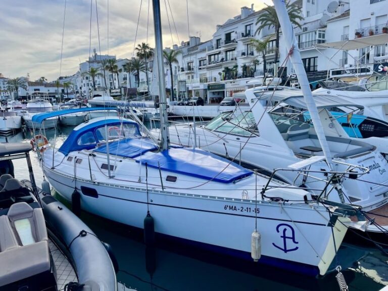 Marbella: Puerto Banús Private Sailing Cruise with Drinks - What Makes This Sailing Tour Special?