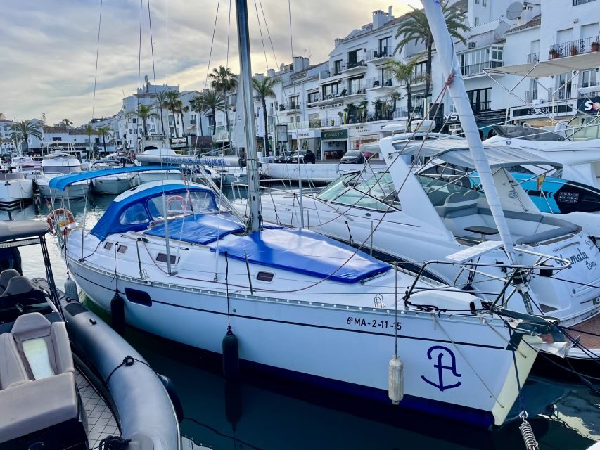 Marbella: Puerto Banús Private Sailing Cruise with Drinks - What Makes This Sailing Tour Special?