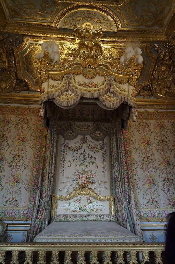 Marie Antoinette bed at Versailles