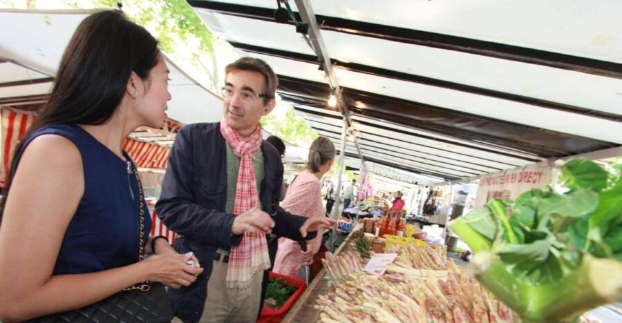 Market Visit and Cooking Class with a Parisian Chef - Who Should Consider This Tour?