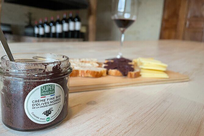 Medoc Afternoon Wine Tour - 2 Wineries, tastings & delicacies - What Reviewers Say