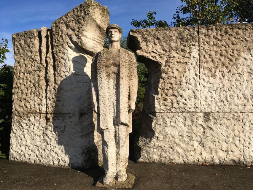 Memento Park: Official Guided Tour with Entry Ticket - Practical Tips for Visitors