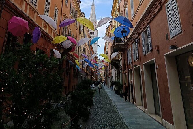 Modena: Discover the Food, Market and Highlights of the City - Practical Tips for Travelers